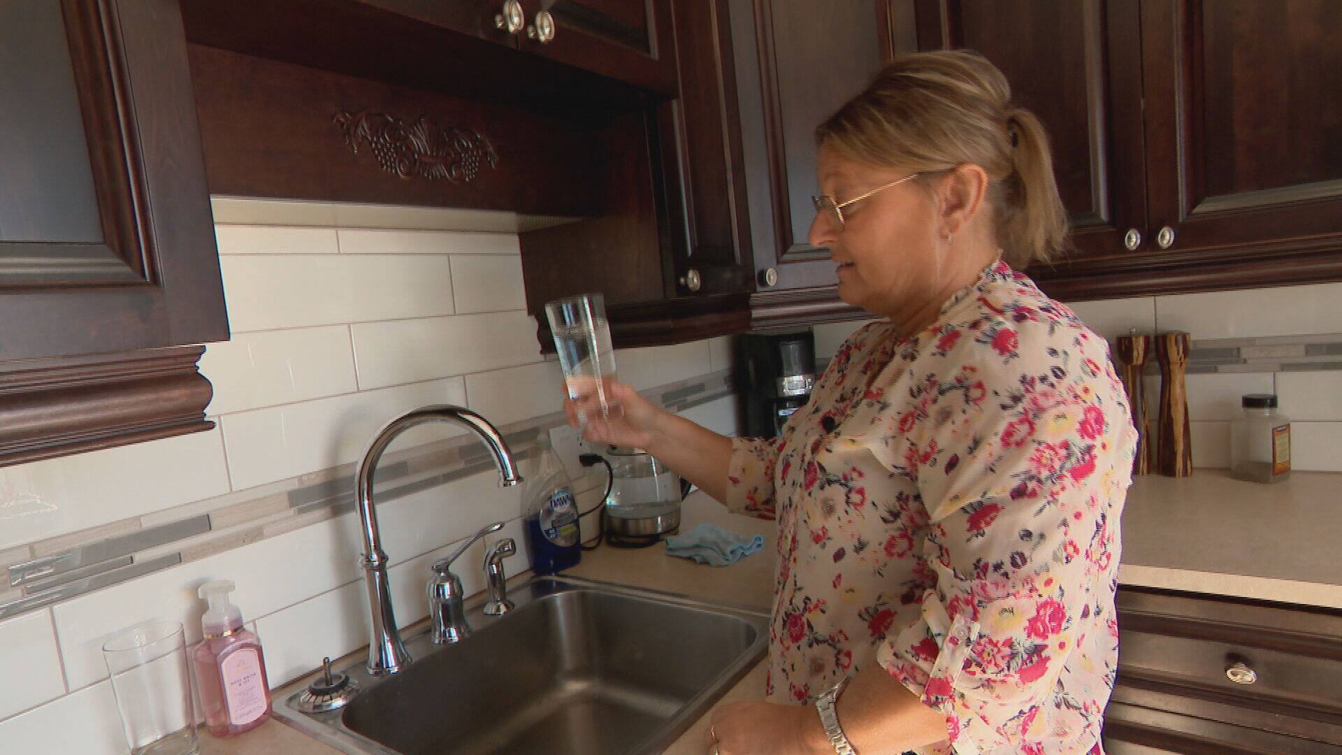 De l’eau jaunâtre depuis neuf ans pour des citoyens de Trois-Rivières | JDQ