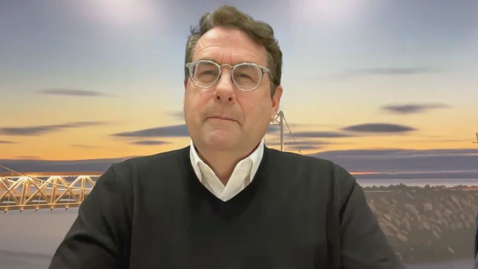 «Je ne suis pas le candidat du ron ron, petit patapon»: Drainville ...
