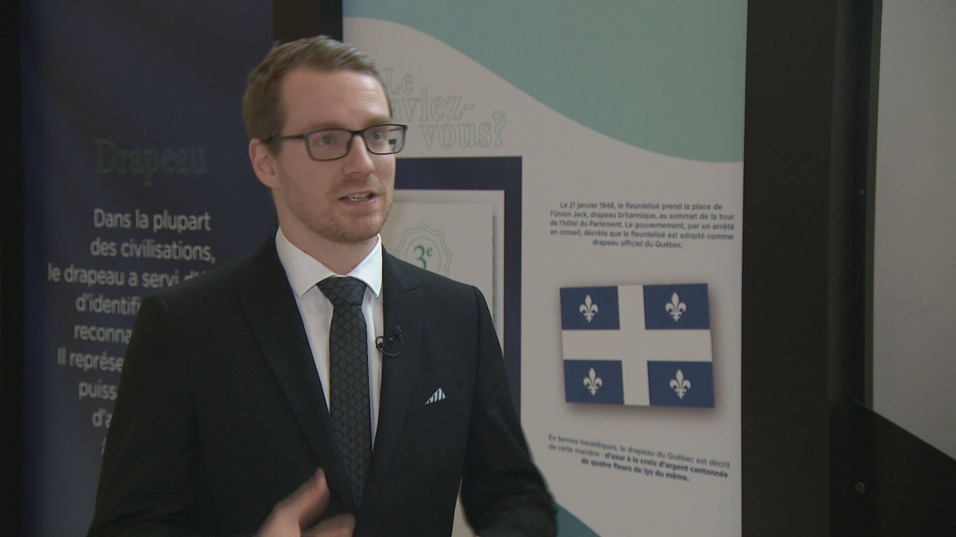 Le drapeau fleurdelisé est mis à l’honneur pour ses 75 ans | TVA Nouvelles