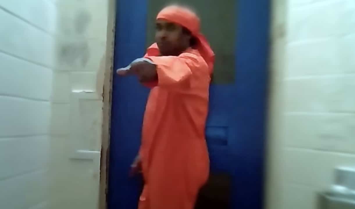 Un rappeur torontois accusé de meurtre sort un vidéo clip musical ...