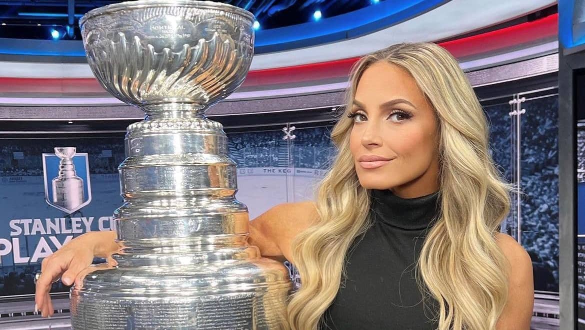 Trish Stratus s’amène à Montréal...en français! - TVA Sports