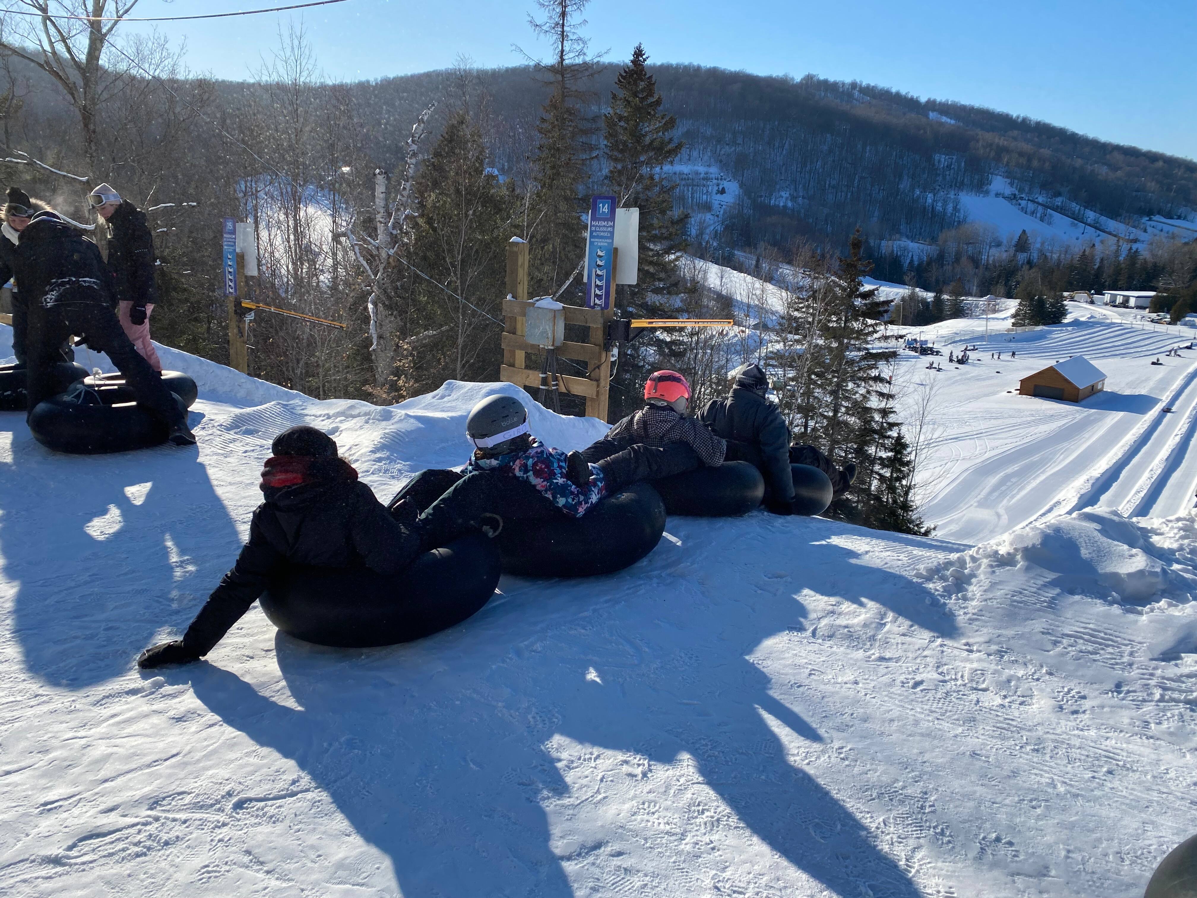 Où faire de la glissade sur tube dans les Laurentides | Salut Bonjour