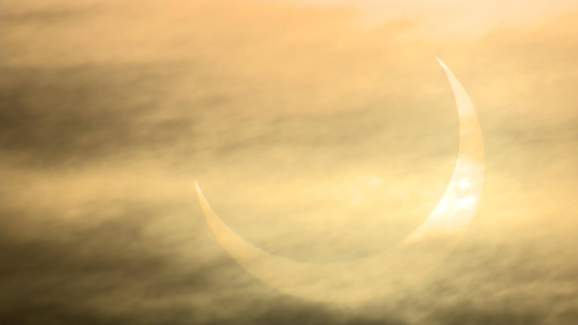 L'éclipse solaire annulaire en images | TVA Nouvelles