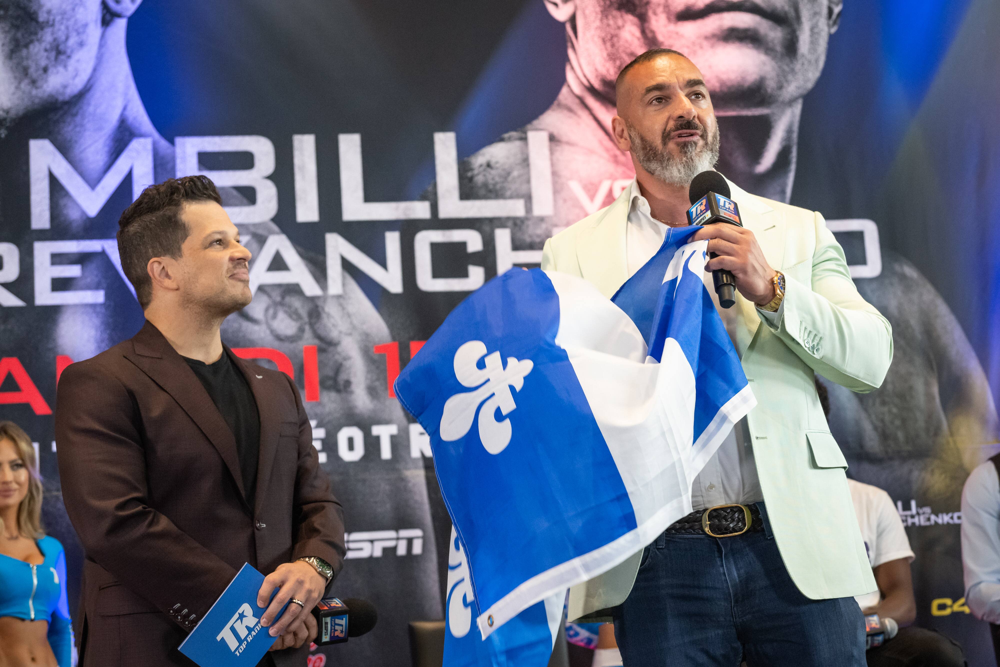 Camille Estephan comme porte-drapeau | JDM