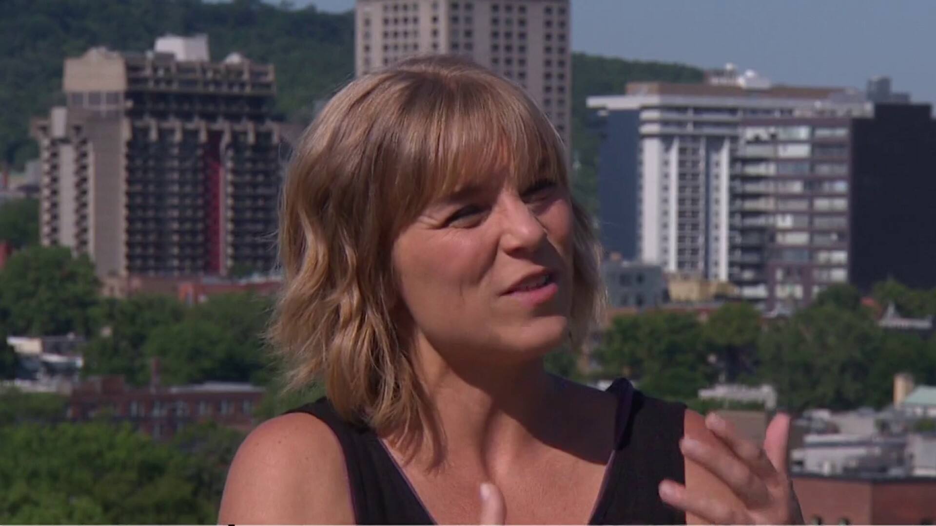 Véronique Claveau rayonne cet été sur les planches du théâtre Saint ...