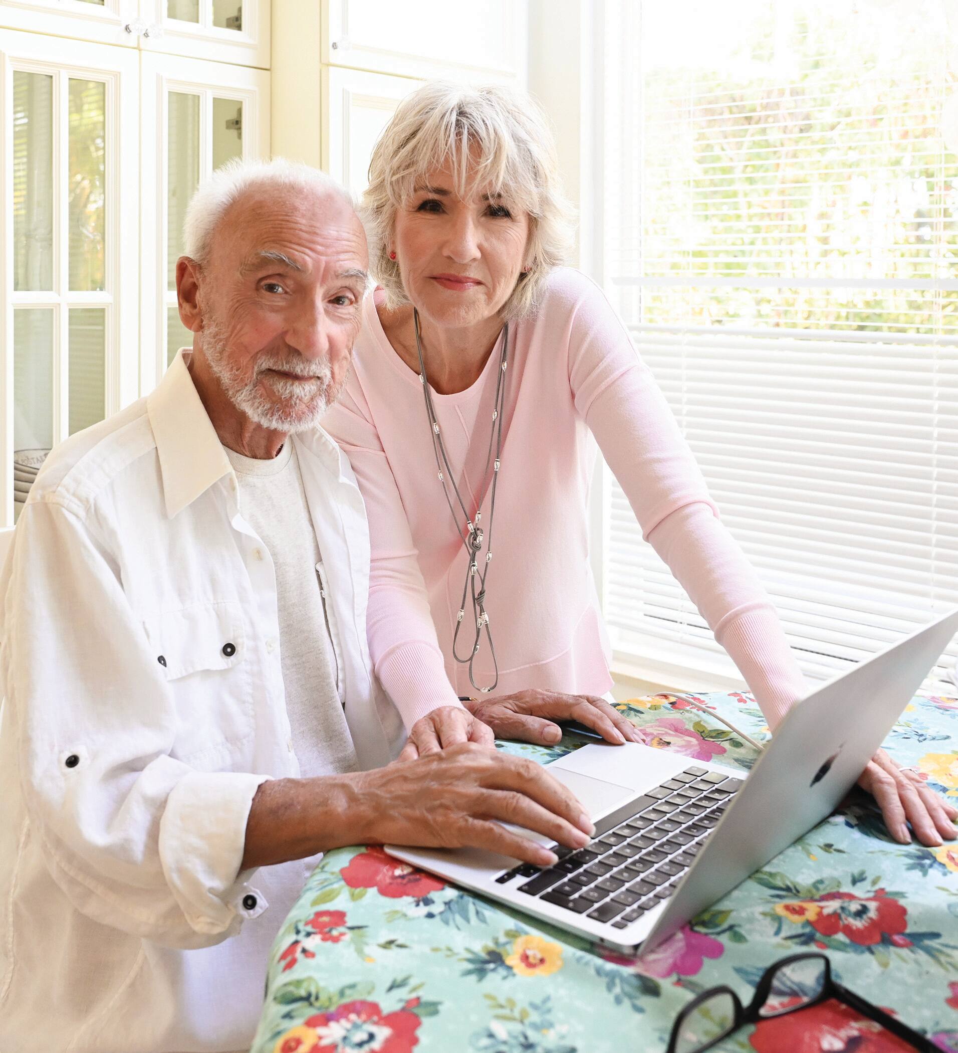 Yvon Deschamps et Judi Richards nous ouvrent les portes de leur condo ...