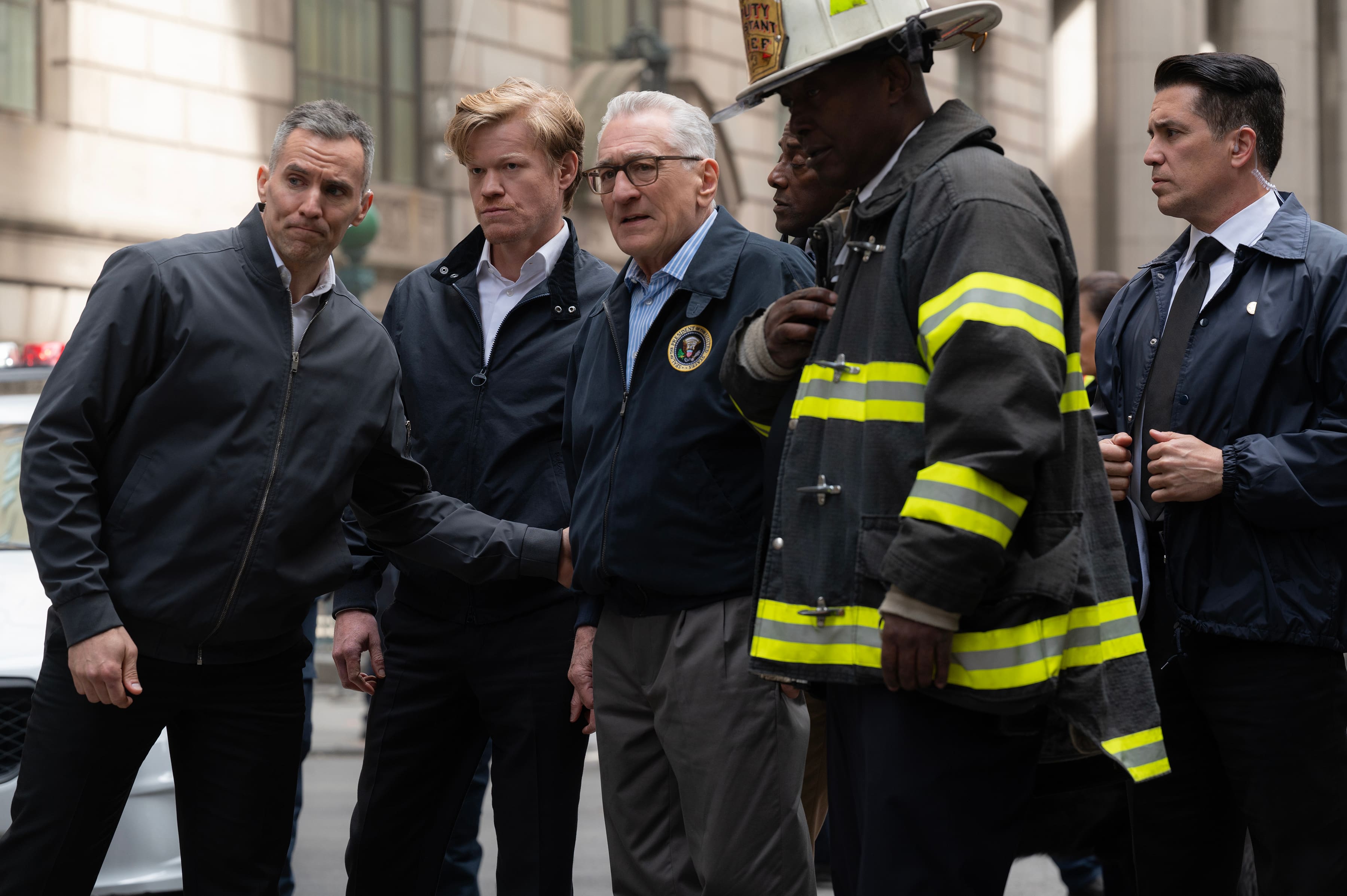 [CRITIQUE] Robert De Niro brille dans «Zero Day», le nouveau thriller ...