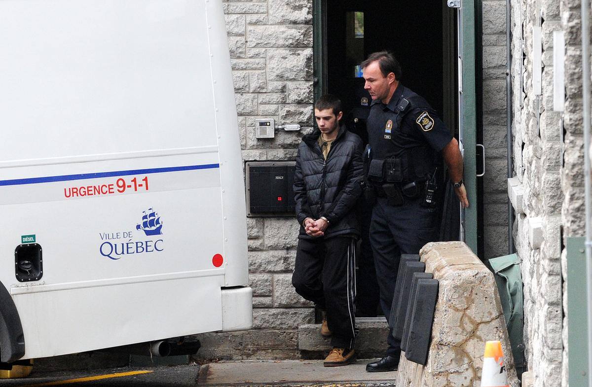 Condamné à la prison à vie pour avoir tué son agresseur | TVA Nouvelles