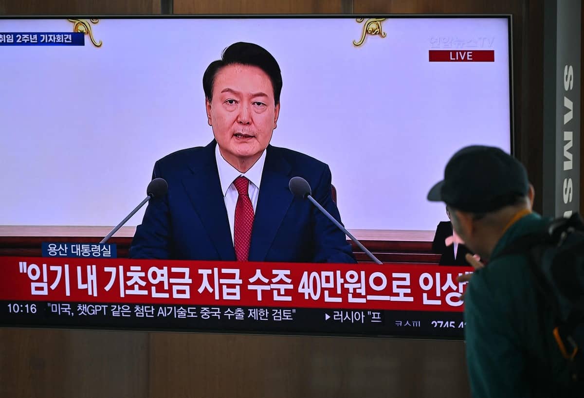 Le Parlement de Corée du Sud destitue le président Yoon | TVA Nouvelles