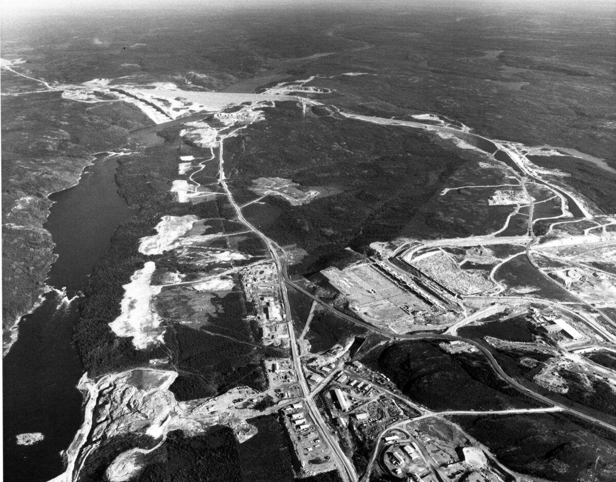 Dans nos archives: René Lévesque inaugurait le barrage LG-2 | JDQ