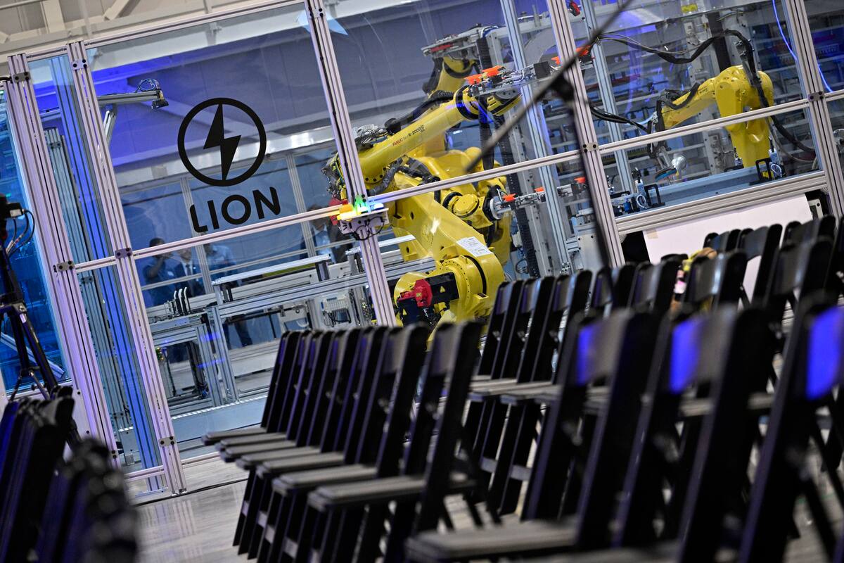 Lion Électrique vend son centre d'innovation de Mirabel | JDQ