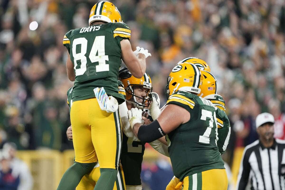 Les Packers battent les Patriots et leur troisième quart en ...