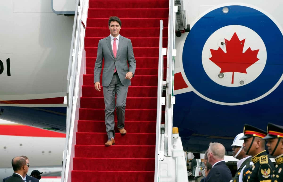 L’avion de Justin Trudeau brise encore une fois à l’étranger | JDM