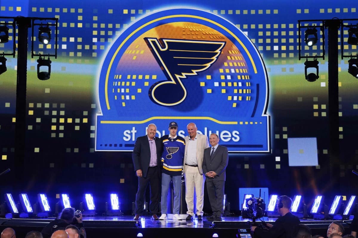 Les Blues innovent avec leur CapFriendly - TVA Sports