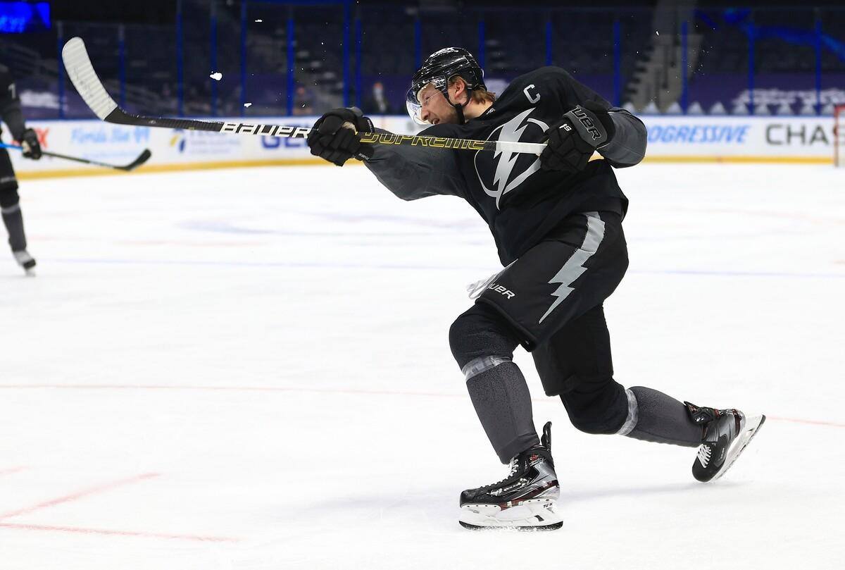 Une nouvelle marque pour Steven Stamkos, qui remercie Martin St-Louis | JDQ