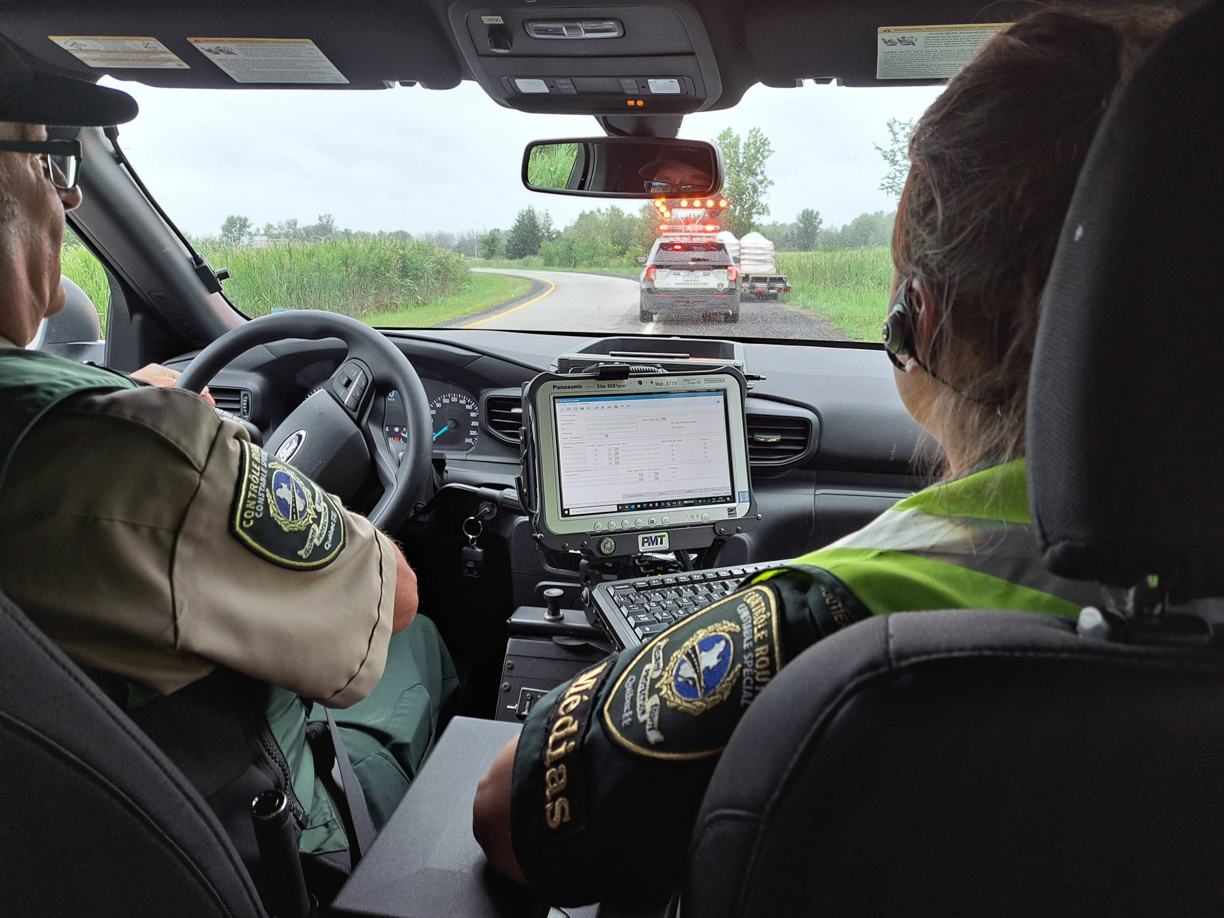 Dans l’univers des constables spéciaux de la route | JDM