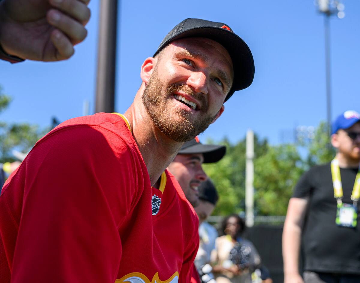 Flames: Darryl Sutter encense Jonathan Huberdeau | JDM