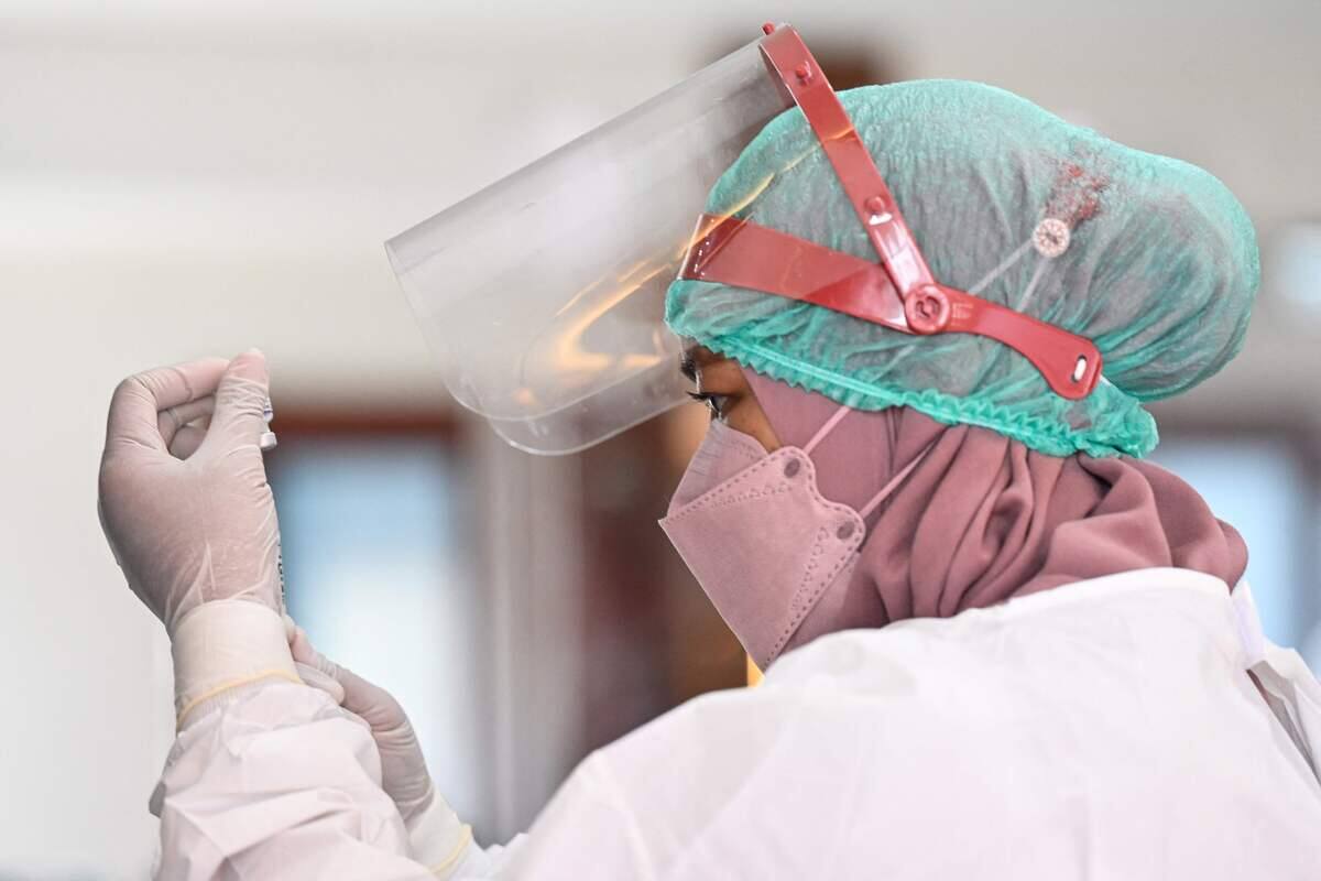 Omicron : Il faut recommencer à soigner et ramener le personnel malgré les risques, dit la FMSQ ...