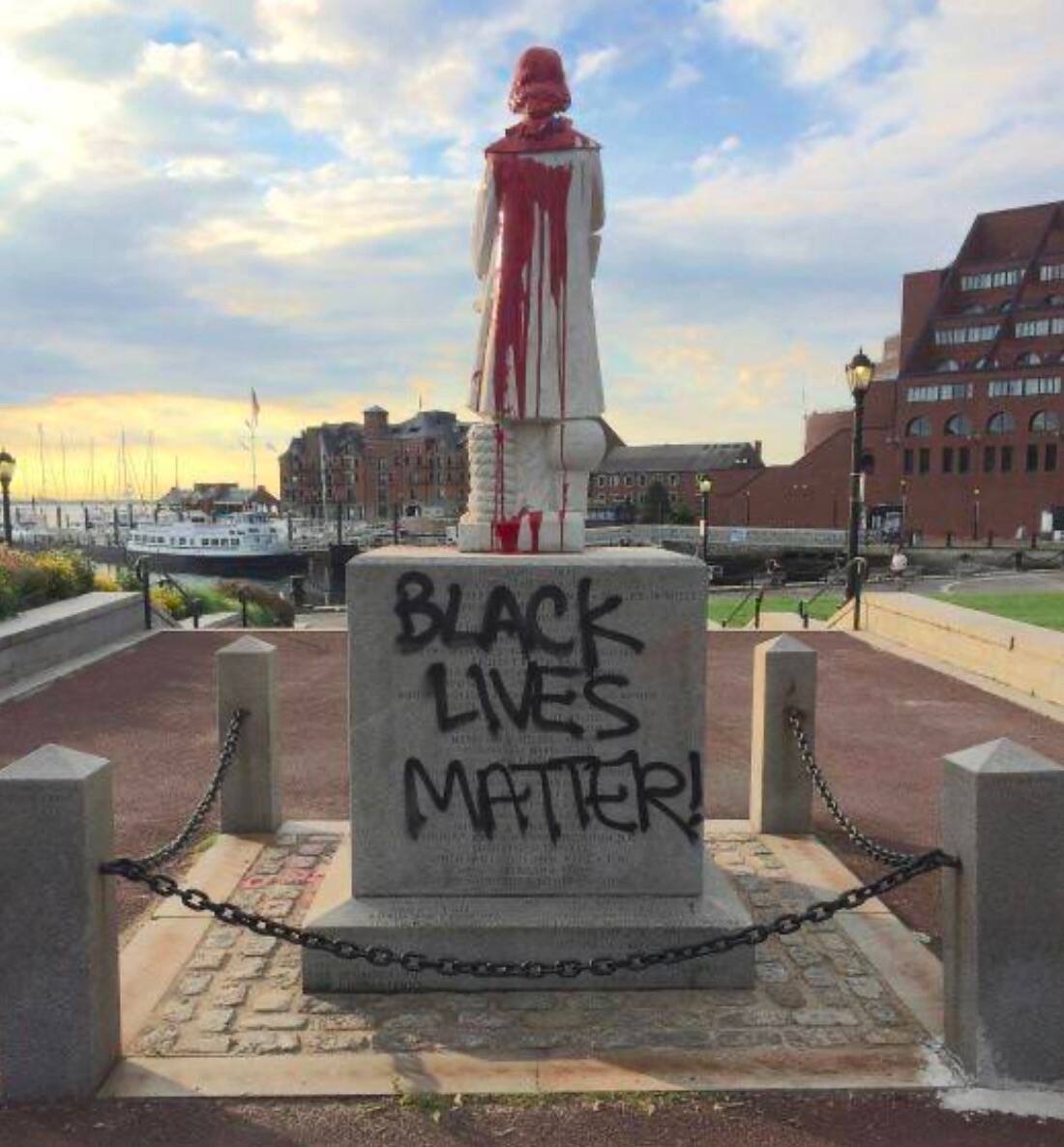 Des statues de Christophe Colomb attaquées à Boston, à Miami et en ...