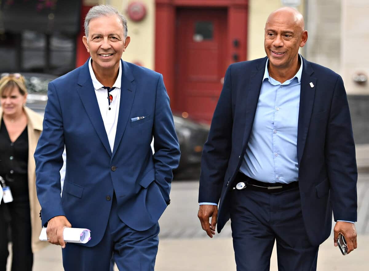 Mairie de Québec: Sam Hamad est une «joke», selon certains adversaires ...