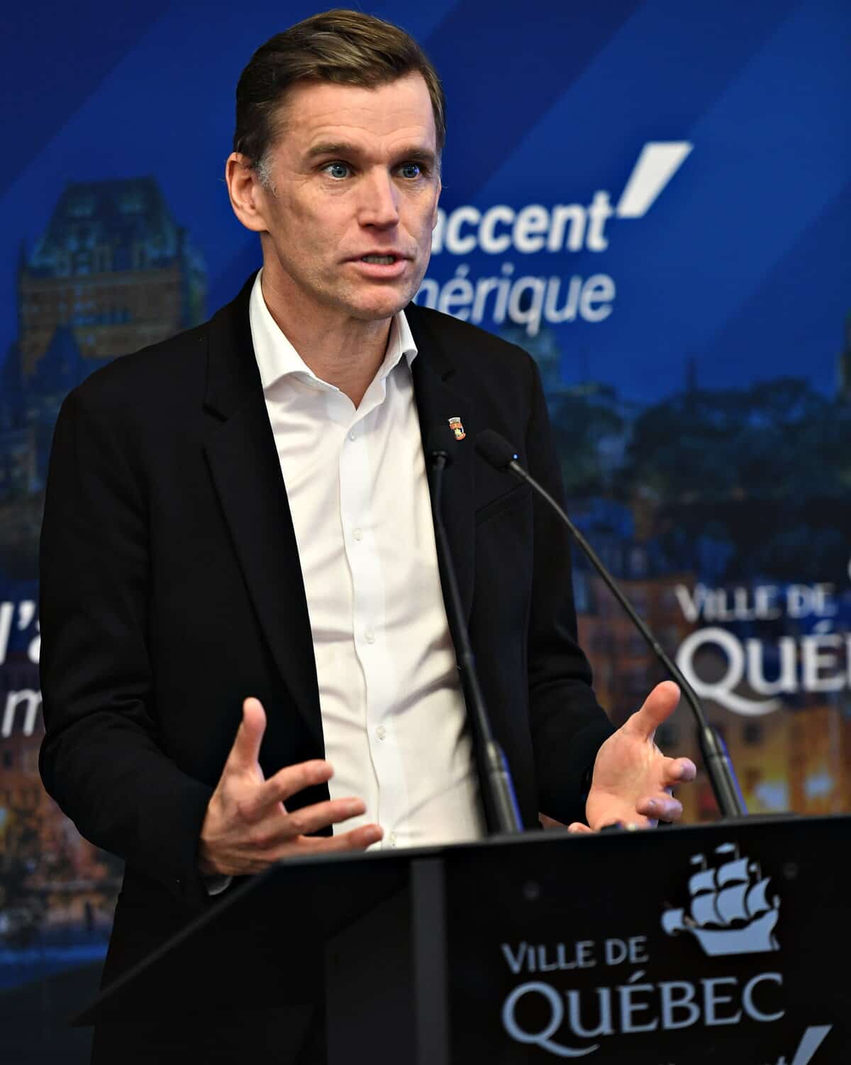 Attentat à la grande mosquée de Québec: le maire Bruno Marchand promet ...