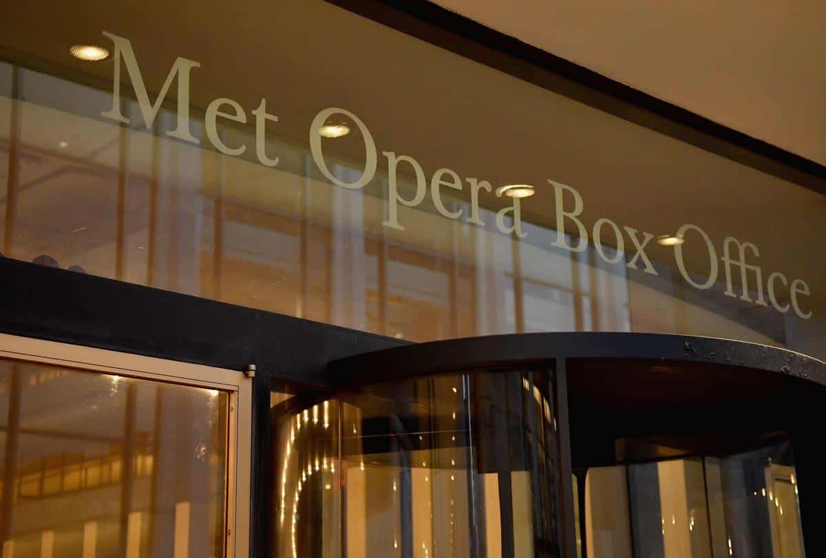 Le Metropolitan Opera de New York annule toute sa saison 2020-21 | TVA ...