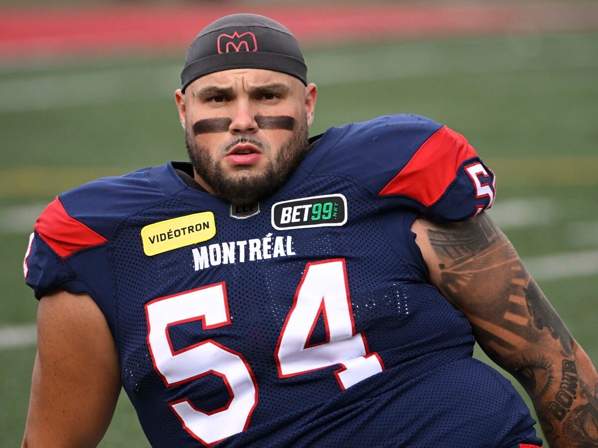 Alouettes: un protecteur de Cody Fajardo prolonge son séjour - TVA Sports