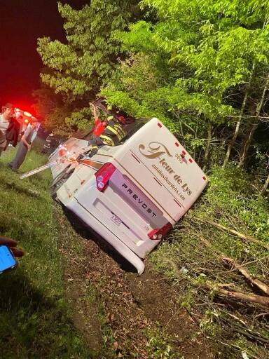 De jeunes joueurs de baseball du Québec impliqués dans un accident aux ...