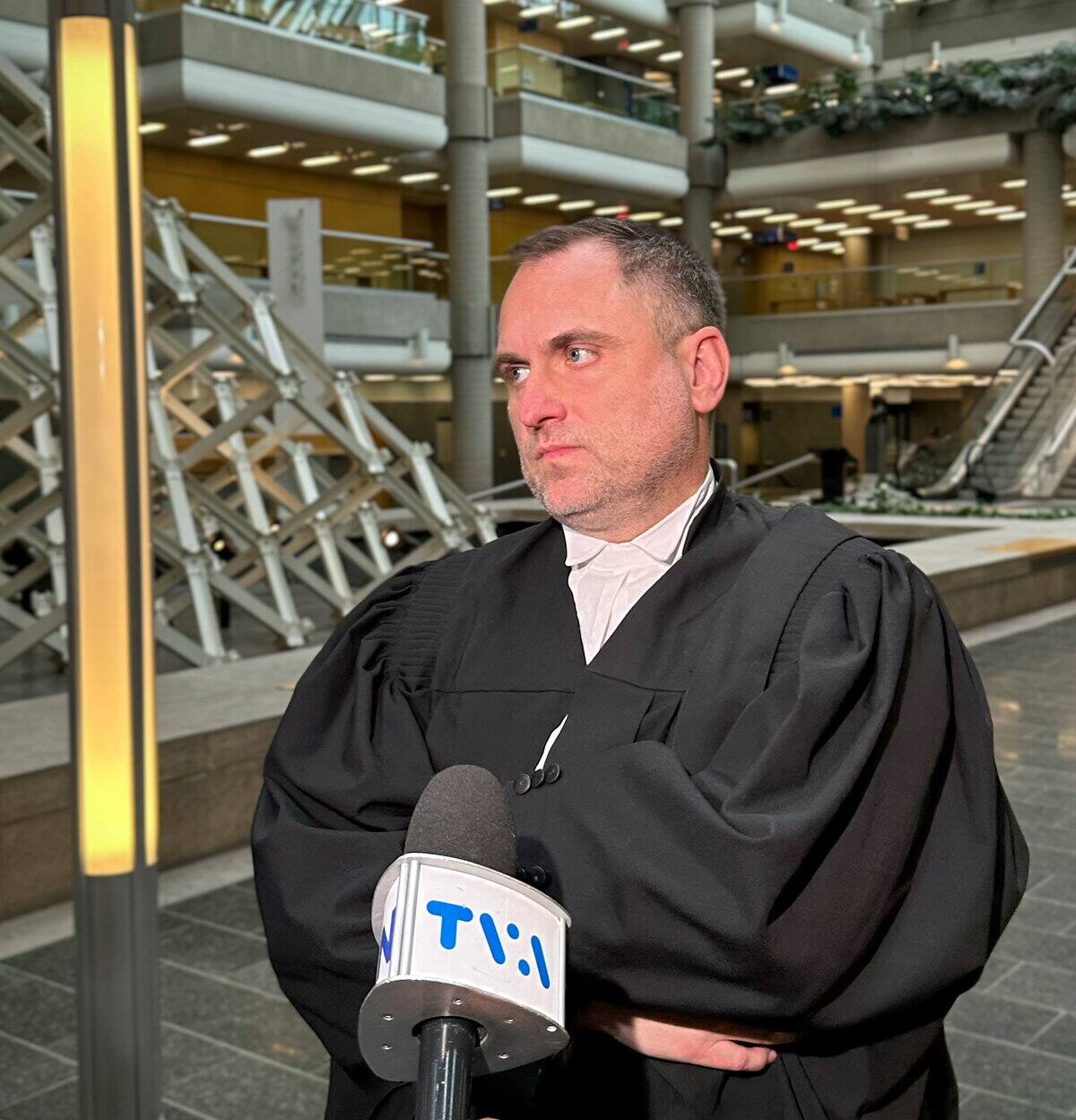 Agression sexuelle sur une collègue: 28 mois de prison pour le policier ...