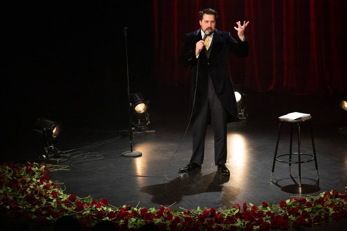 Le deuxième spectacle de Philippe-Audrey Larrue-St-Jacques est unique ...