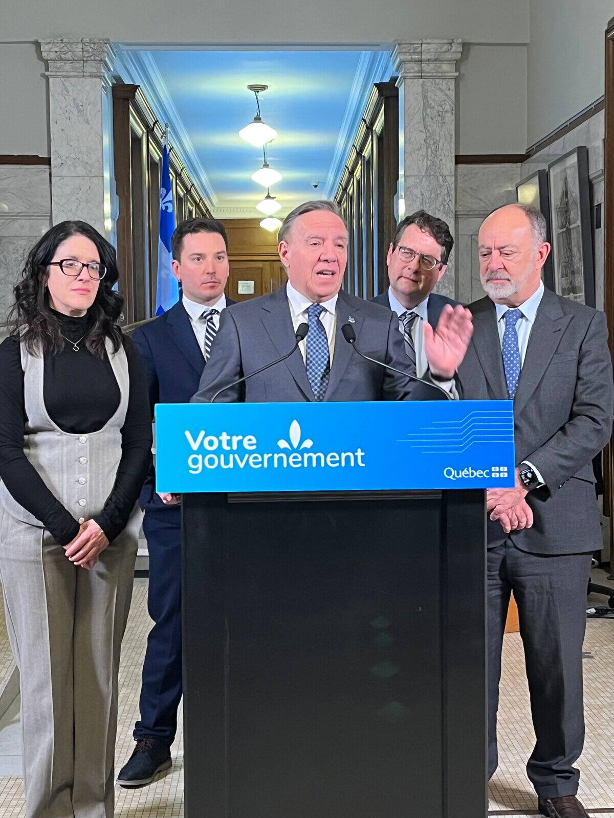 Malgré une année difficile, Legault s’accroche et veut revenir en 2026 ...