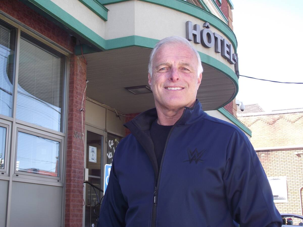 Raymond Rougeau veut sauter dans l'arène... politique | TVA Nouvelles