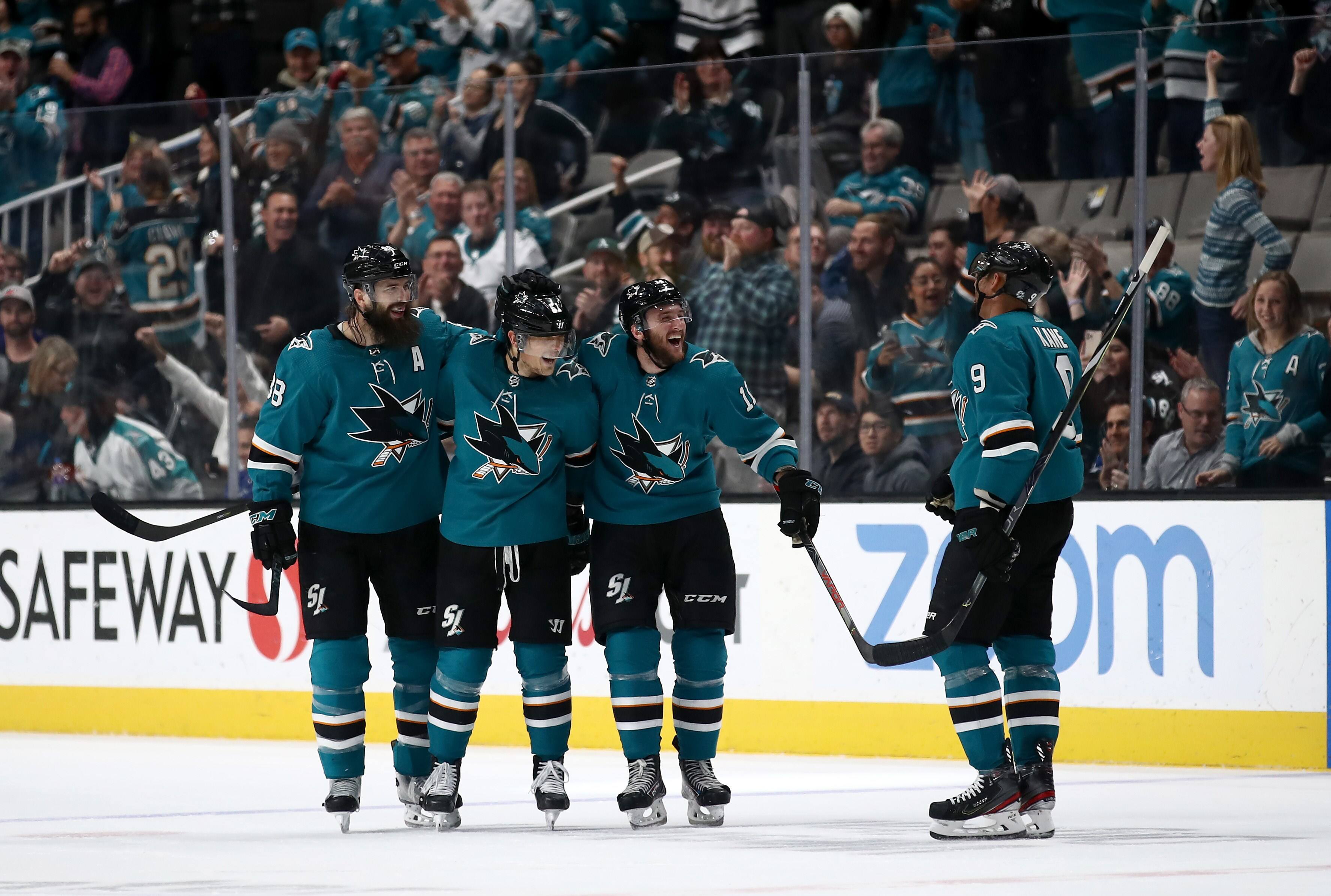 Les Sharks plongés dans l’embarras - TVA Sports