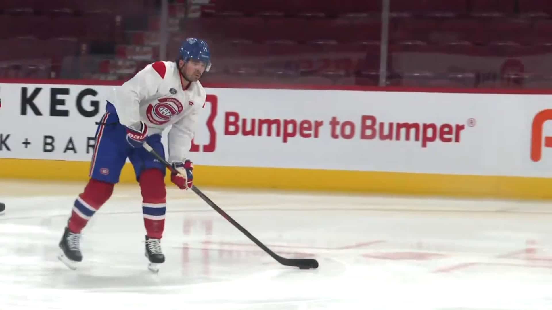 À VOIR: Alex Newhook continue de tester sa cheville - TVA Sports