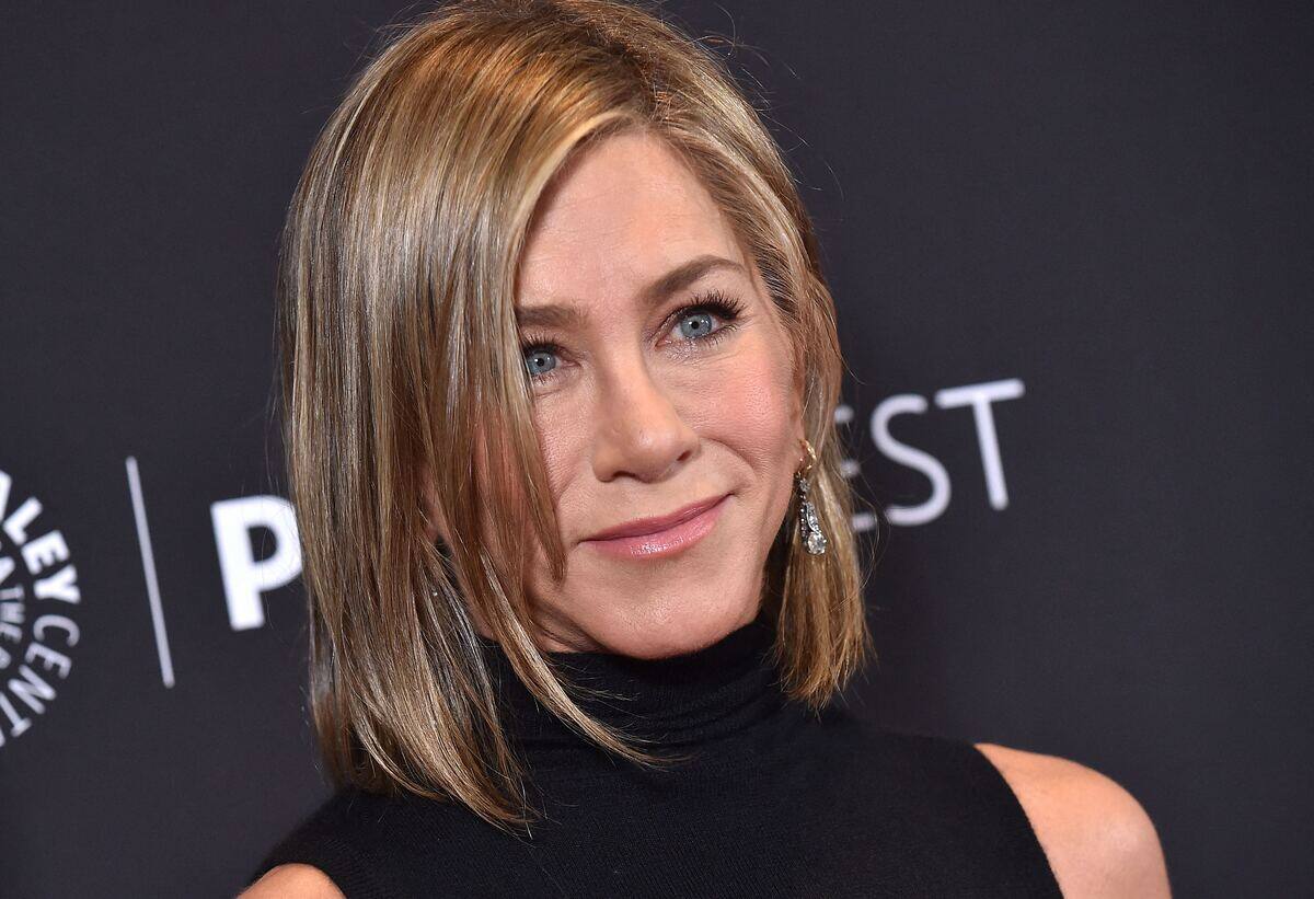 Jennifer Aniston dévoile une première photo officielle de couple sur ...