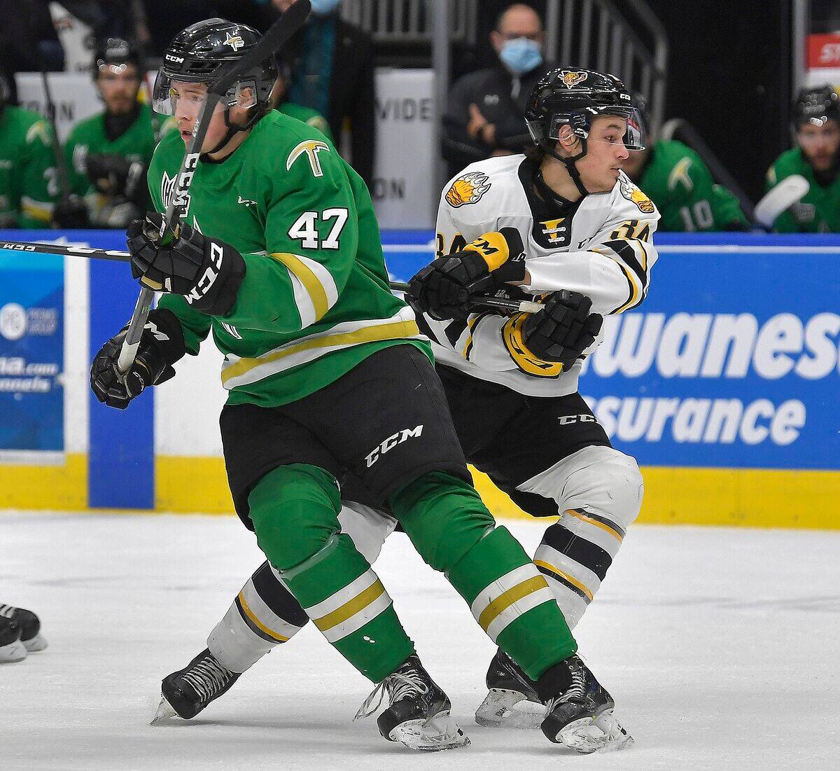 Alexandre Doucet poursuit sur sa lancée - TVA Sports