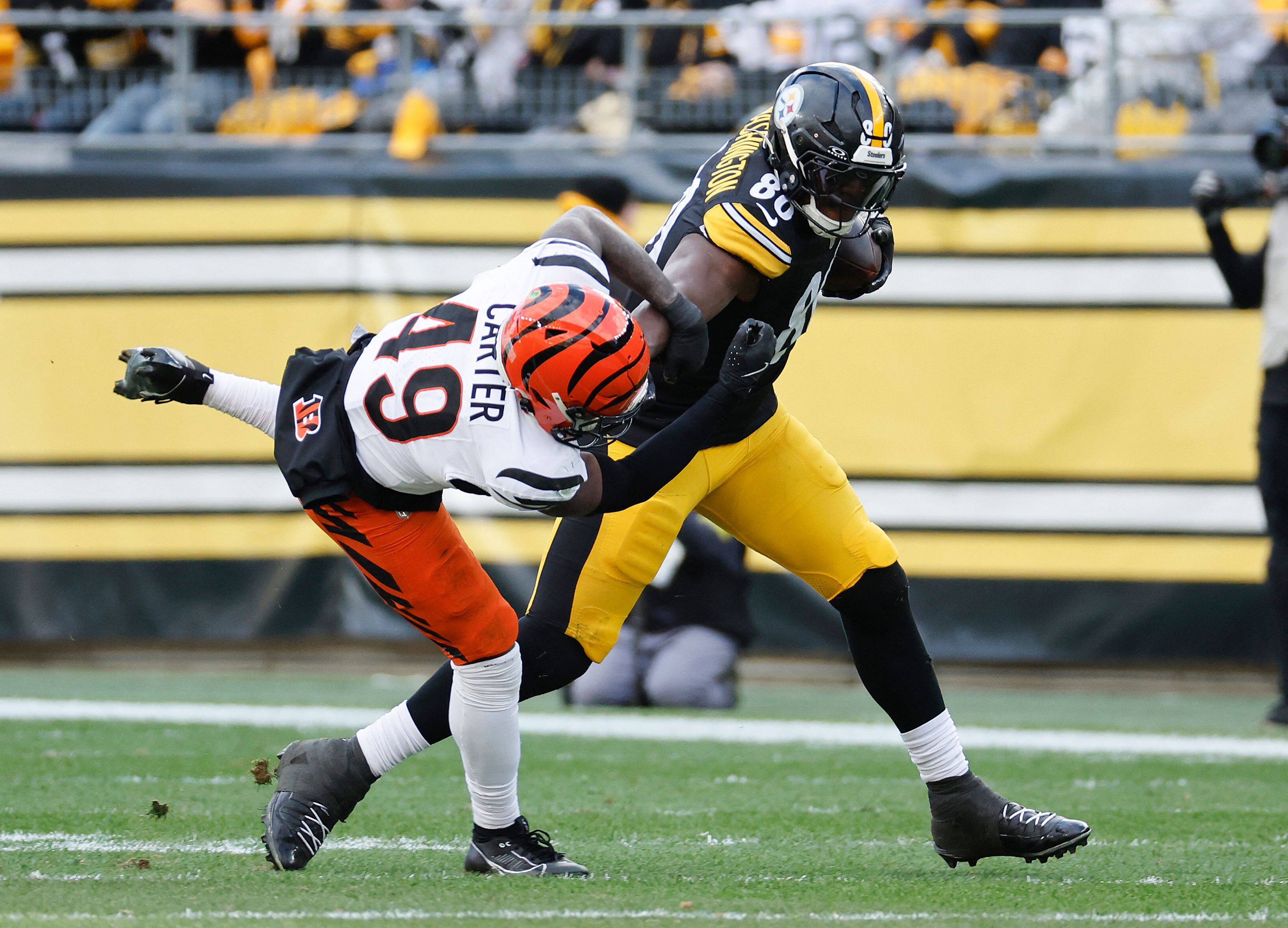 Josh Allen ressort sa cape de superhéros pour les Bills | JDQ