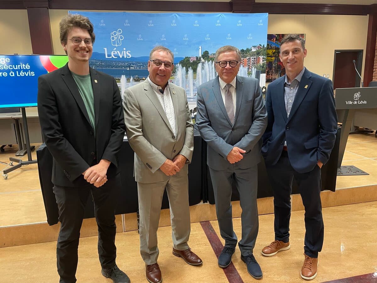 Sécurité routière à Lévis: Lehouillier se réjouit de l’ajout de voies ...