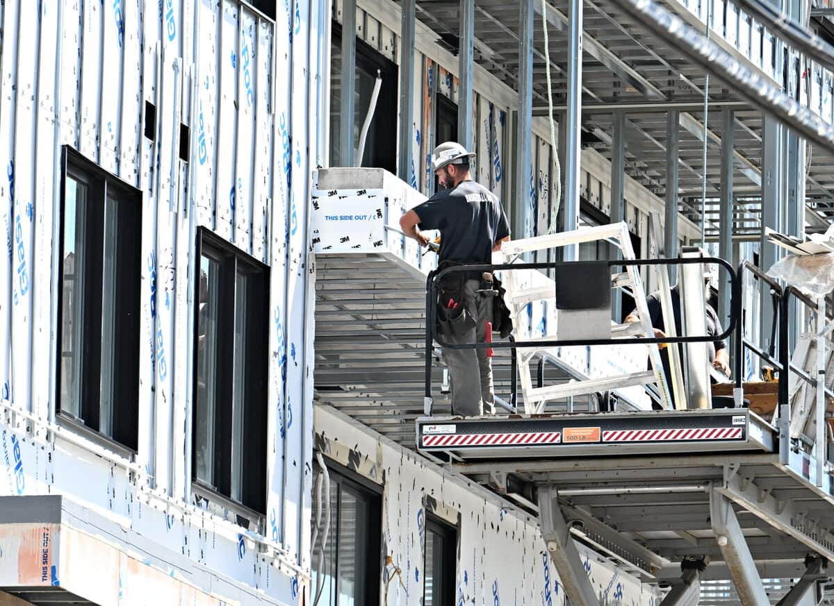 Moratoire sur la construction à Lévis: plus de 31 M$ de poursuites ...