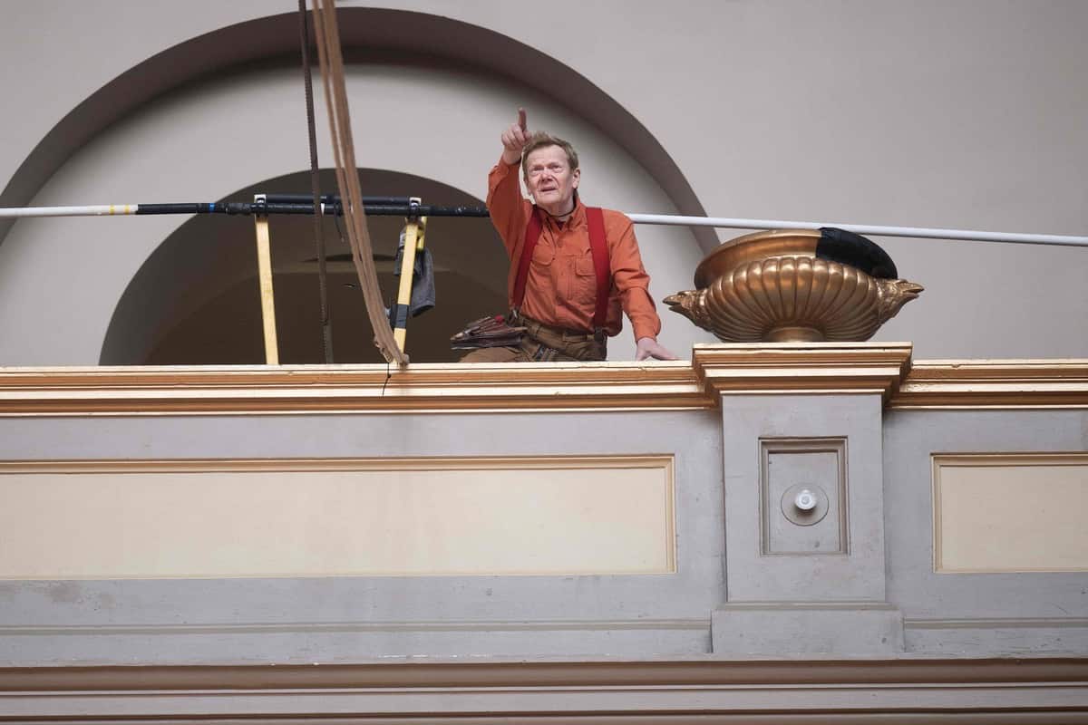 À 73 ans, le funambule légendaire Philippe Petit n'a pas l'intention de ...