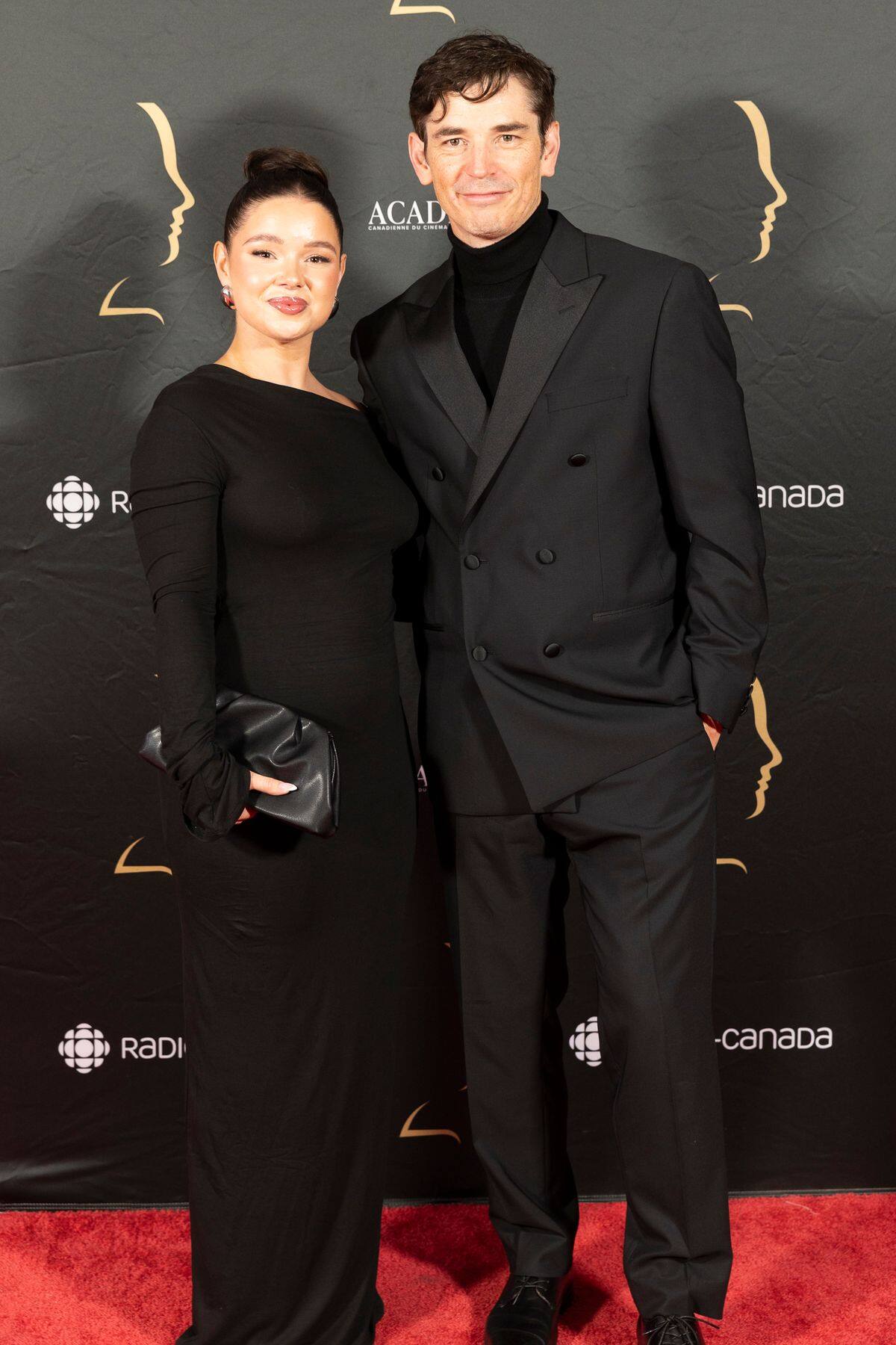 Tous les looks des vedettes sur le tapis rouge du Gala des 40es prix ...