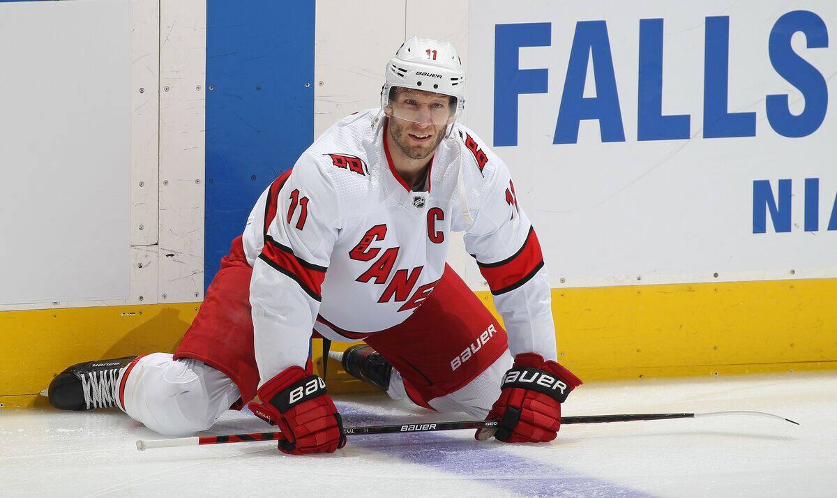 Une dernière année en Caroline pour Jordan Staal? | JDM
