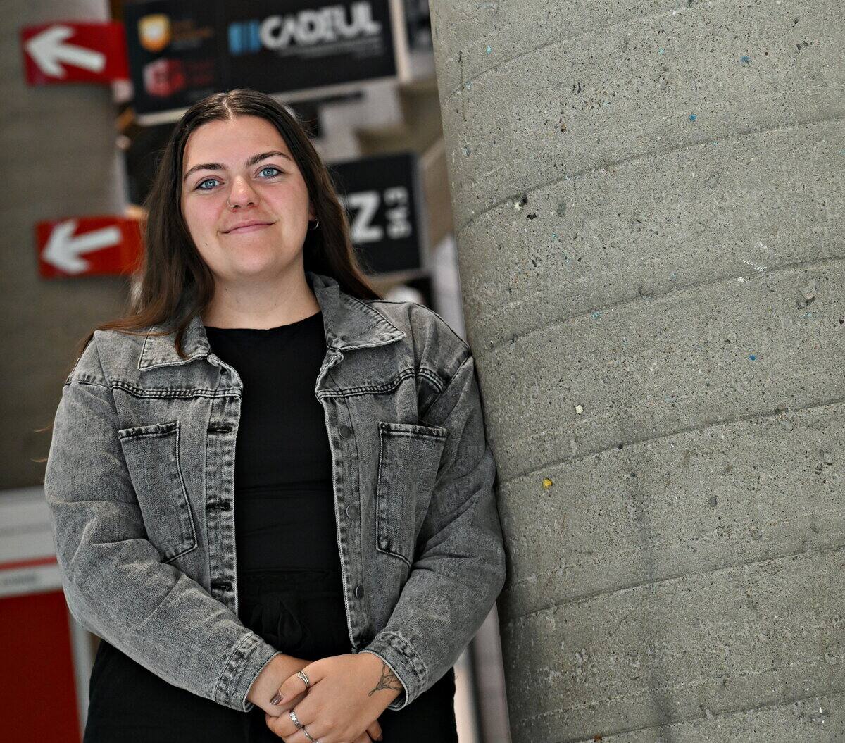Cours à distance à l’Université Laval: des étudiants forcés de suivre ...