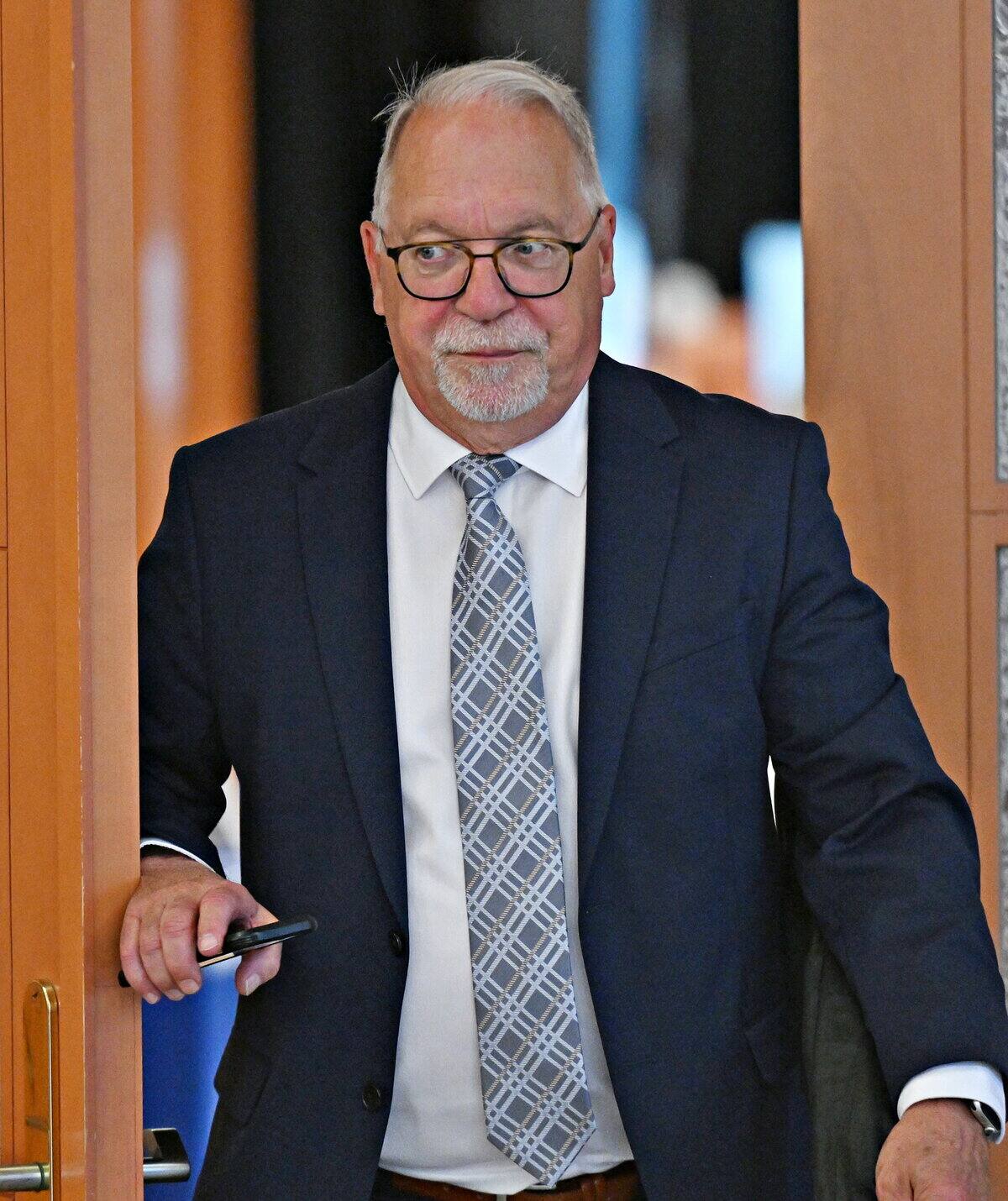 Le PDG de la SAAQ a avisé le cabinet du ministre Bonnardel qu’on lui ...