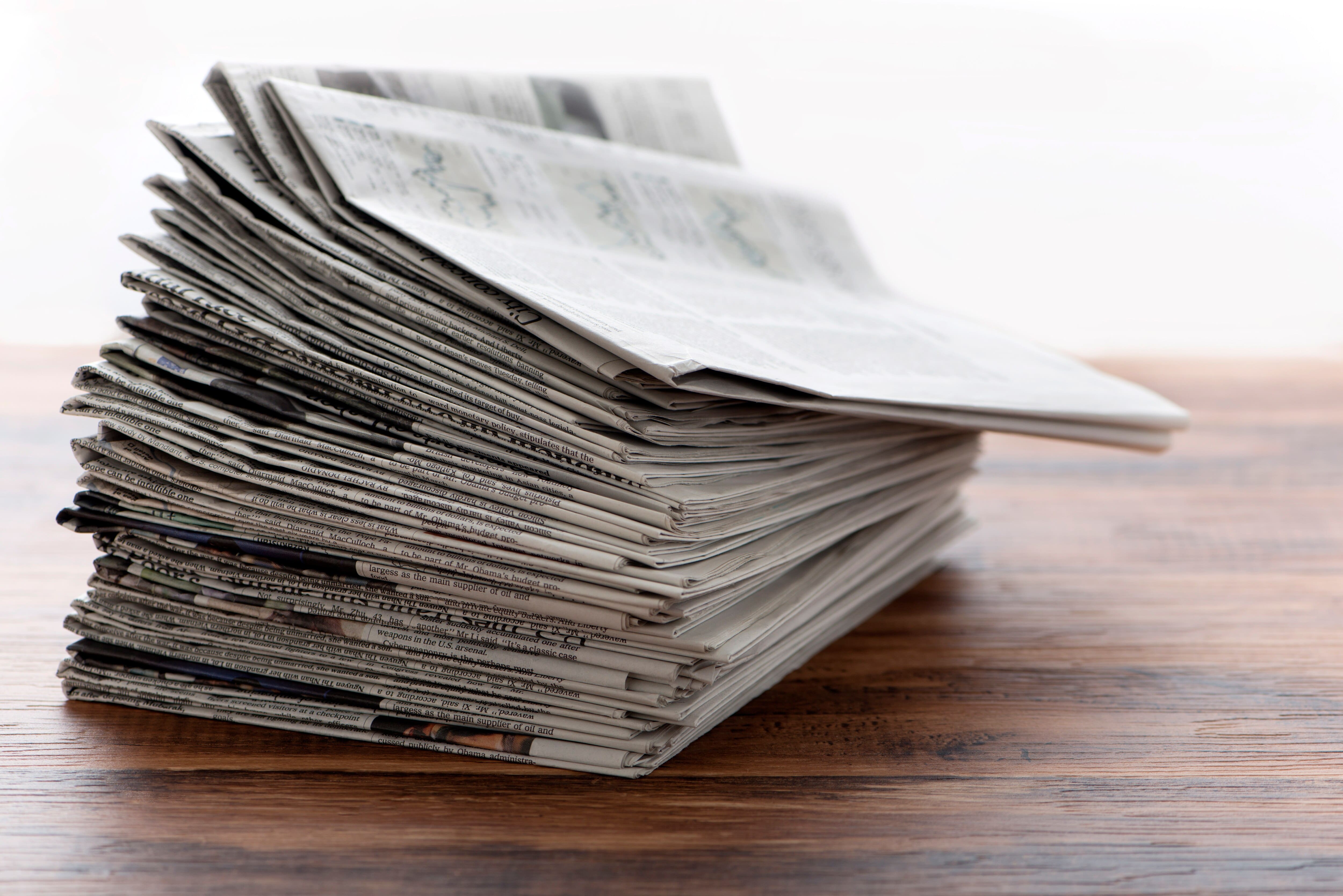 Fin de plusieurs journaux papier: dure semaine pour la presse écrite | JDM