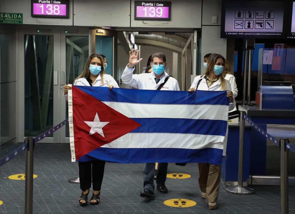 Vaste réforme des salaires à Cuba | TVA Nouvelles