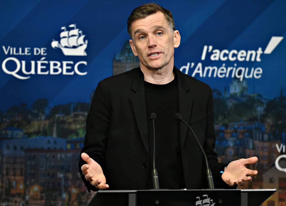 Cote de crédit du gouvernement abaissée: Bruno Marchand admet «un risque» | JDQ