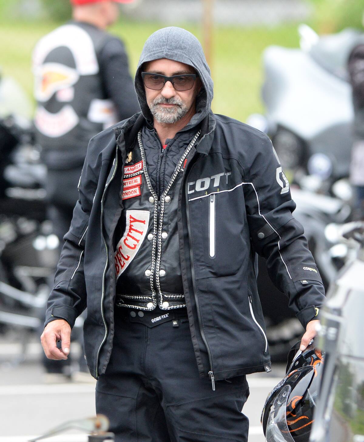 Frappe policière à Québec: plusieurs membres des Hells Angels arrêtés | JDQ