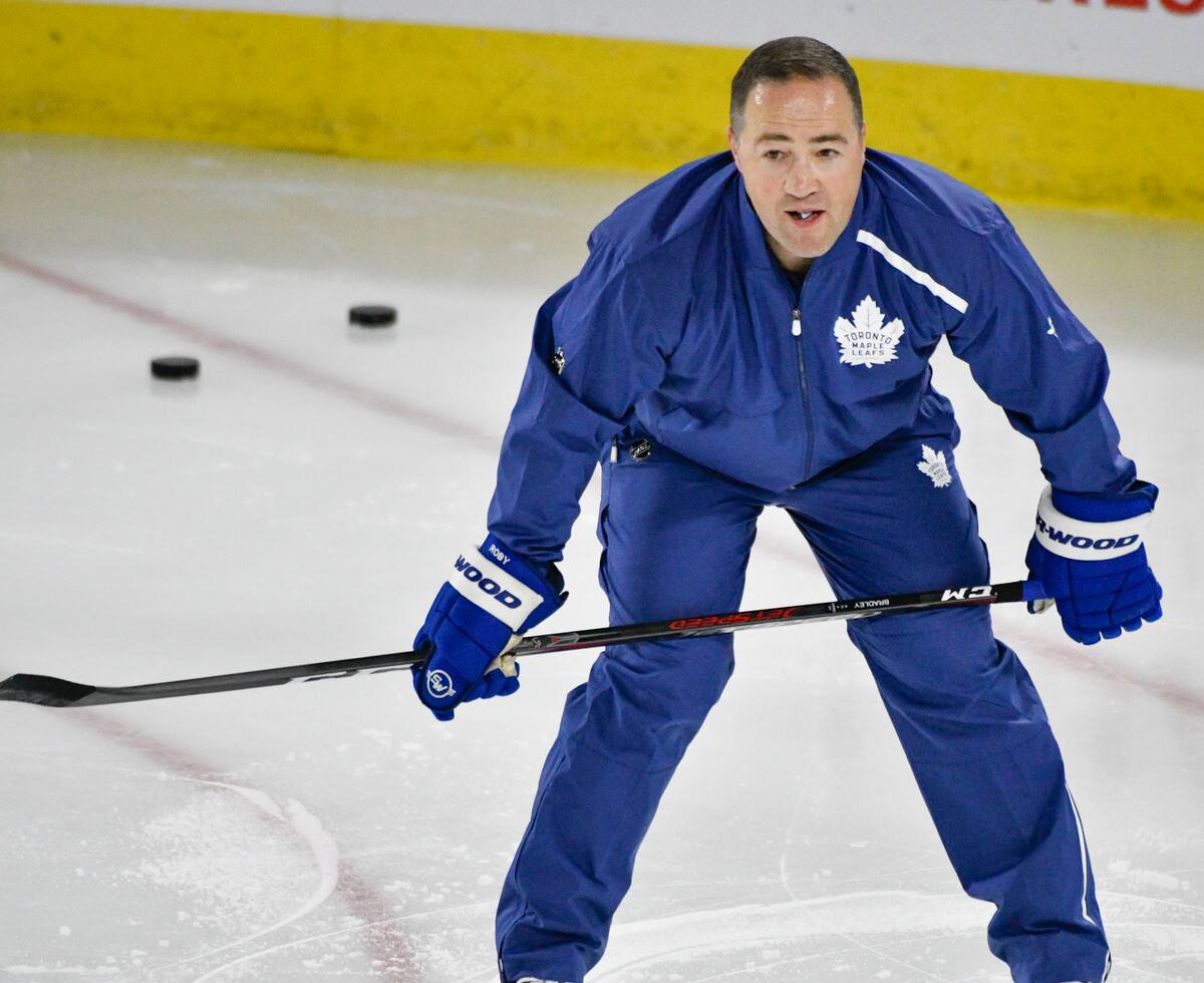 Stéphane Robidas épaulera Martin St-Louis | TVA Nouvelles