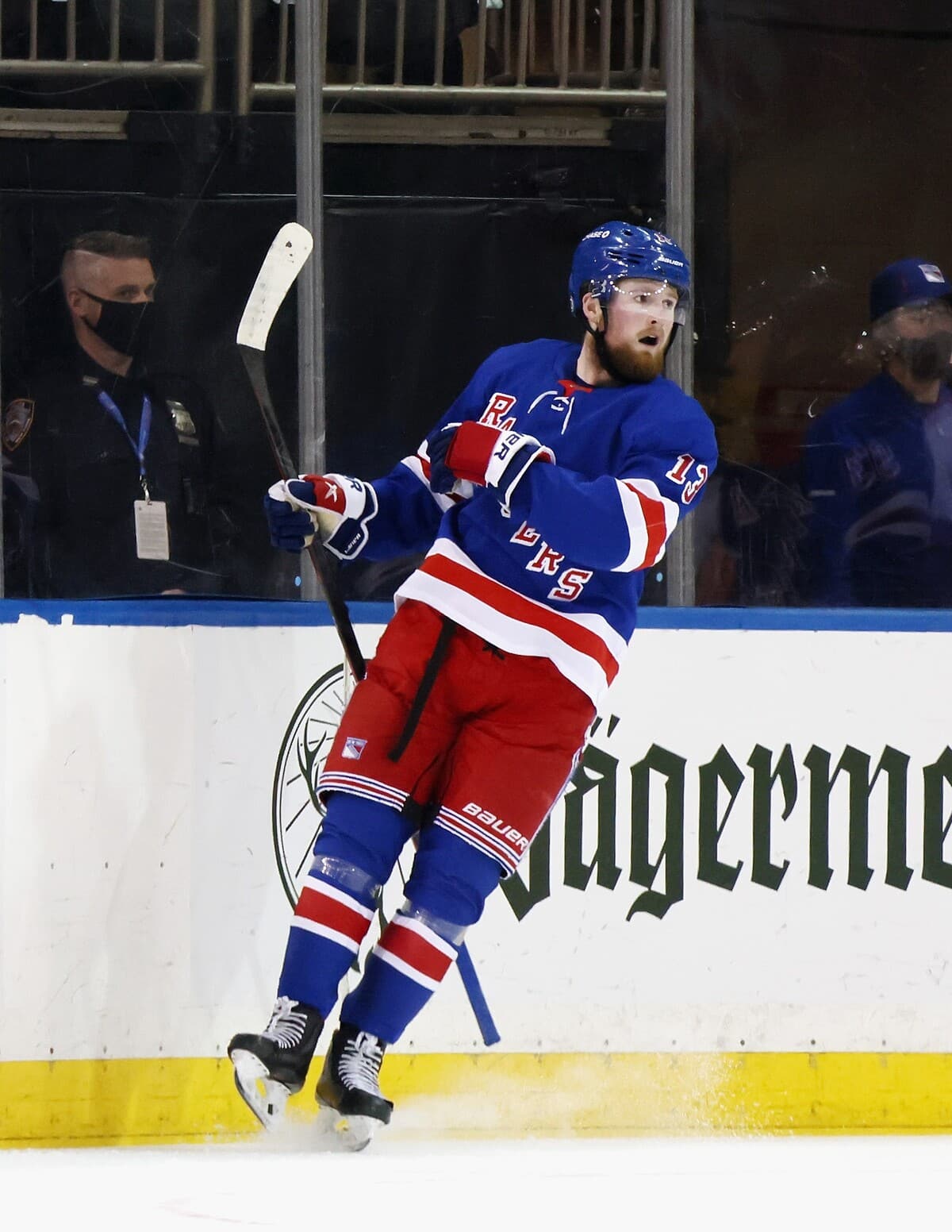 Lafrenière trouve ses repères sur un trio offensif - TVA Sports